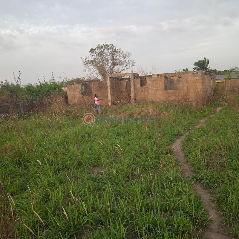 For sale: 3 bedroom Bungalow Ofada By Tipper Bus Stop Mowe Ogun area ...