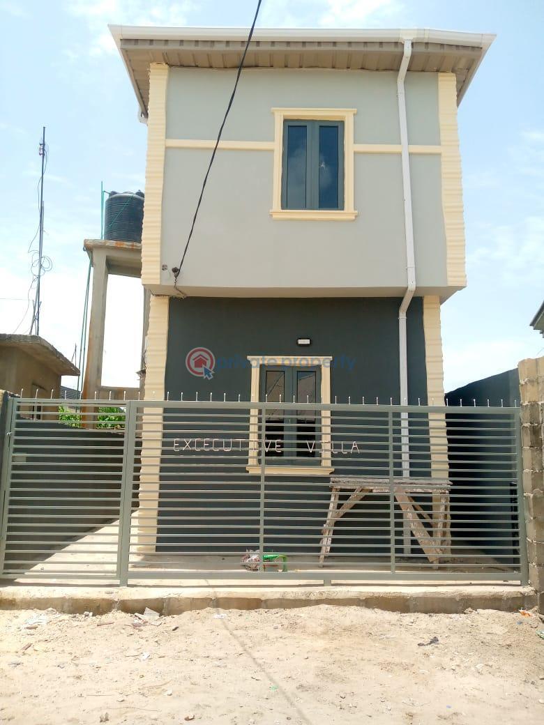 For rent: 1 bedroom Flat & Apartment Behind Mayfair Estate, Awoyaya ...